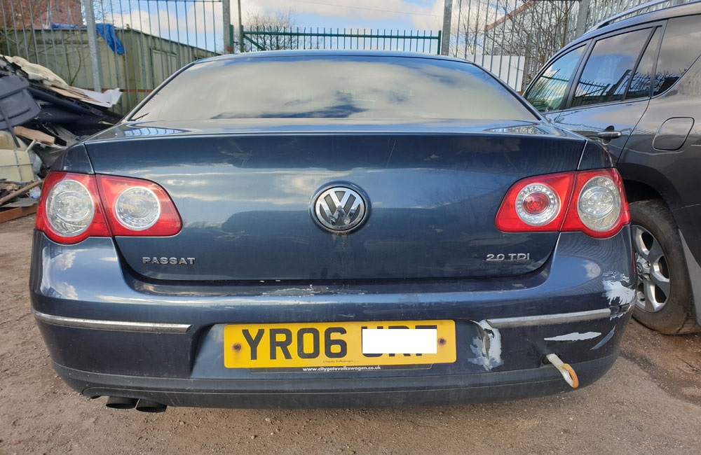 Volkswagen Passat B6 Boot Lid Tailgate Blue Saloon | Car Breakers